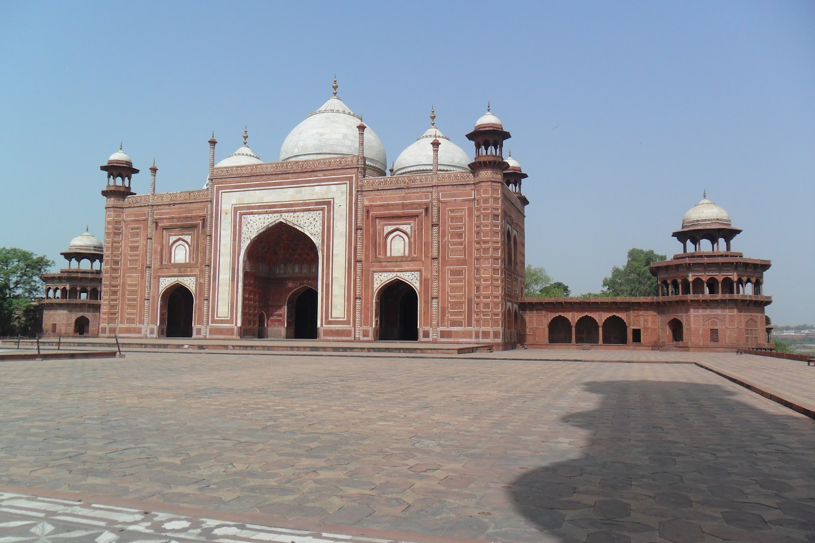 I ADORE YOU MY LOVE: The Taj Mahal with Me(Kuldeep Ram Arya)