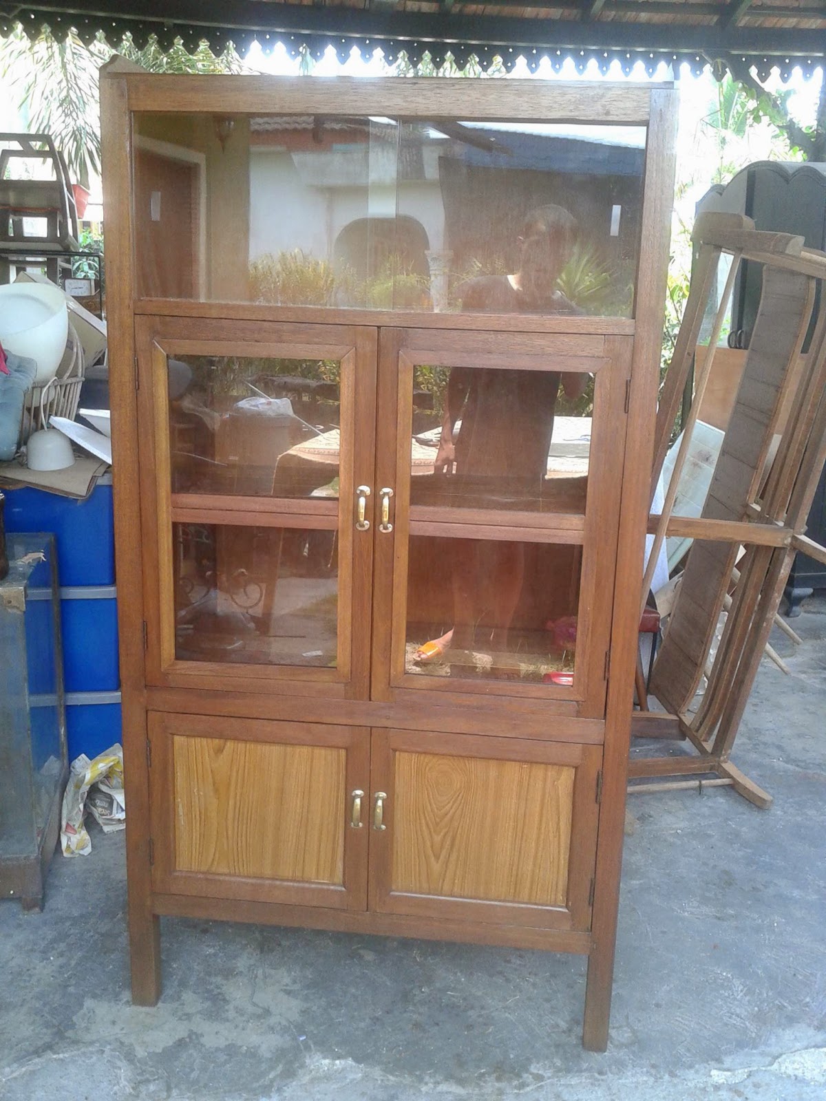 Ezany Galleria...: FOR SALE : ALMARI LAUK - SIAP SEPENUHNYA