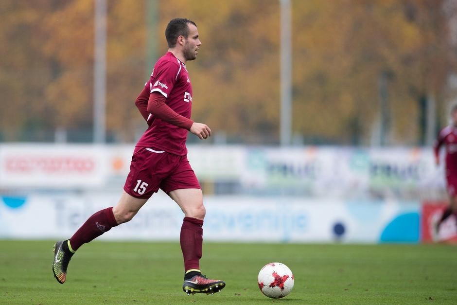 MATEJ POPLATNIK WALLPAPERS