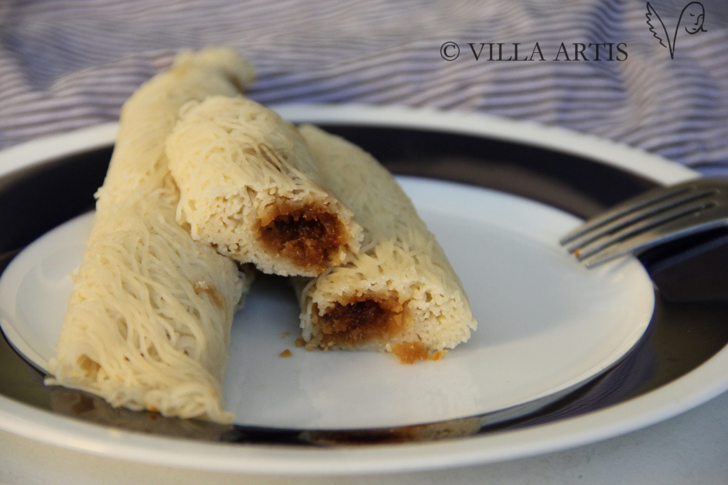 Sri Lanka: Lavaria- makaron ryzowy ze slodkim nadzieniem