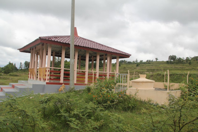 BERITAKU: Tugu Parhaumason Raja Simanihuruk di Harapohan Samosir