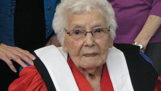 EL ABORIGEN DE LA HONTANILLA: En Memoria Elsie Basque,aborigen Mi’kmaq