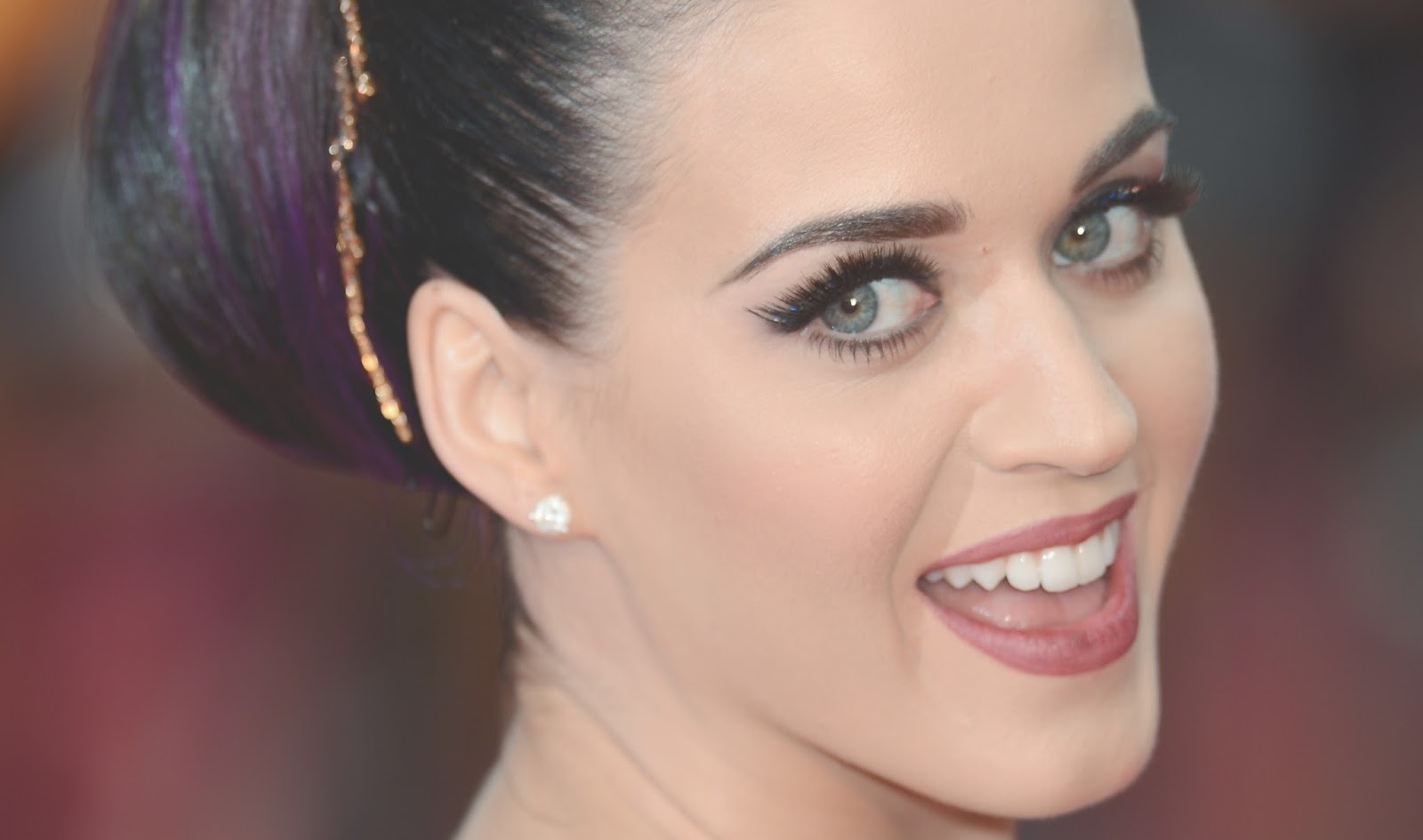 celebrities top smile: katy perry-teeth and sexy smile