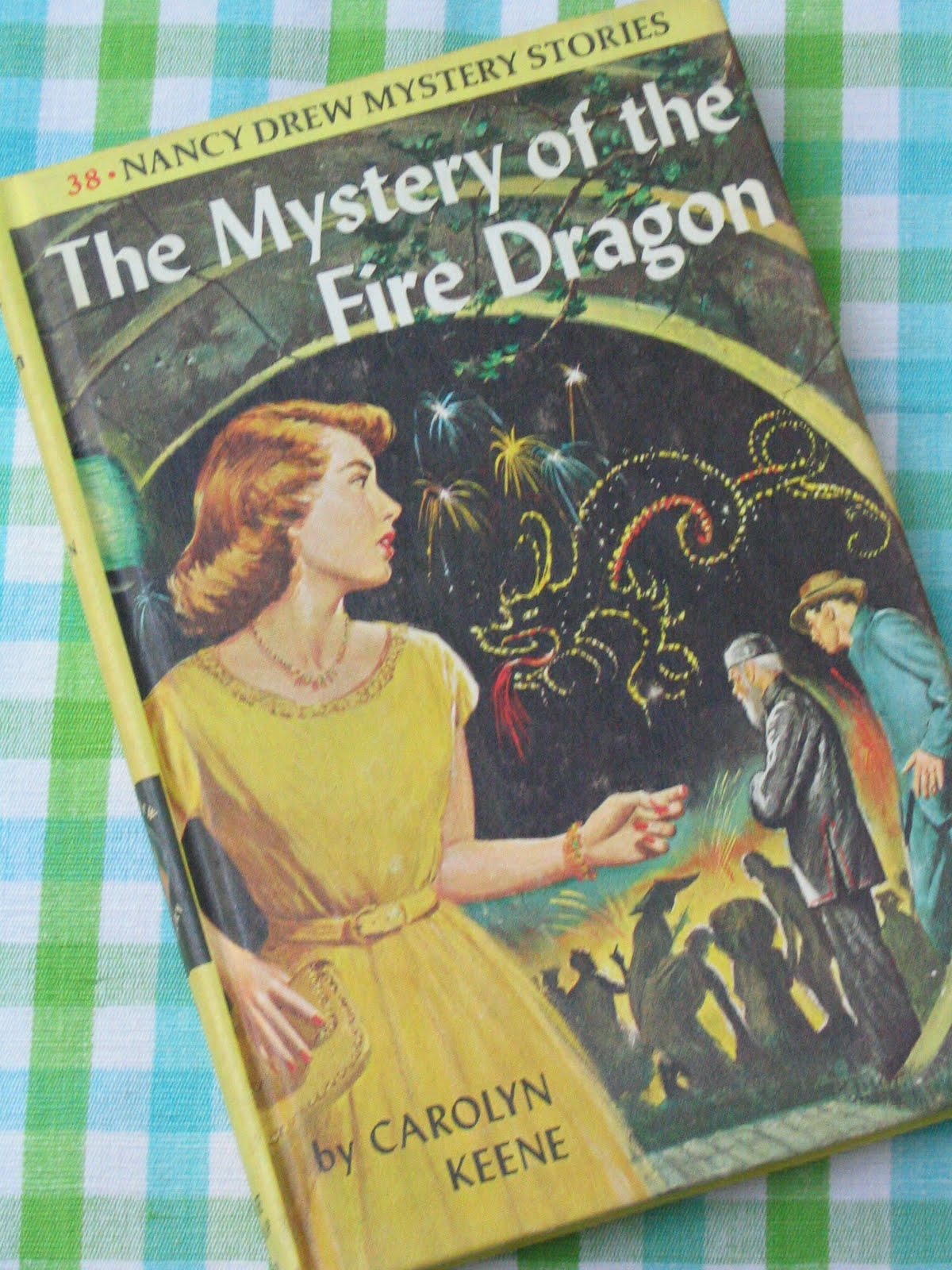 The Vintage Read: Vintage Nancy Drew!