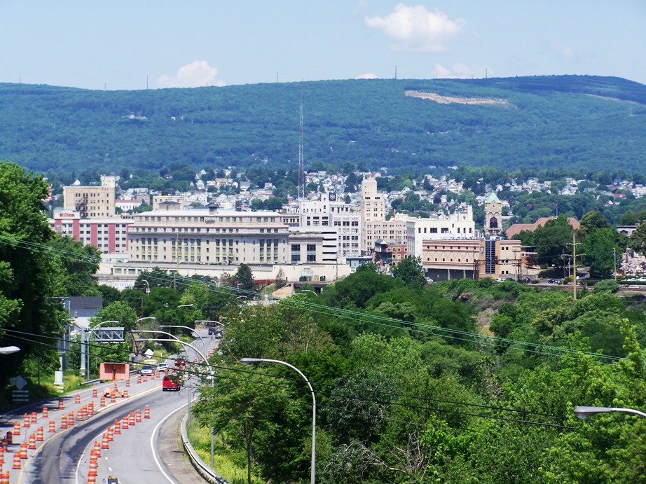 Frank's Place: Scranton Skyline