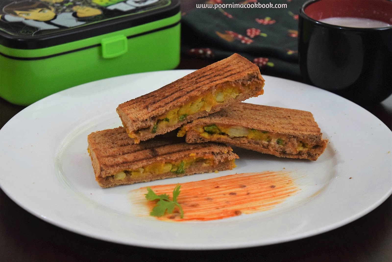 Poornima's Cook Book: Aloo Masala Sandwich / Potato Sandwich
