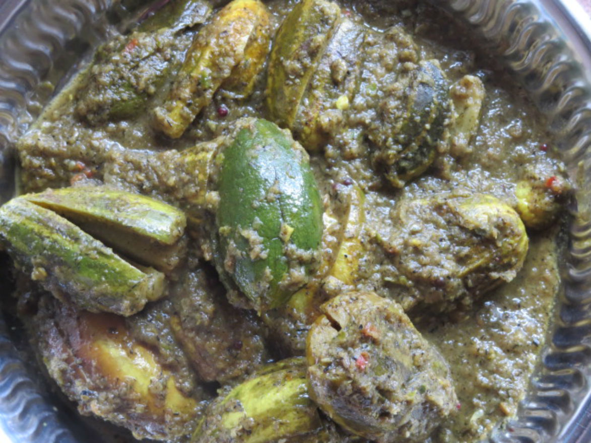 Dharwad Cooks: Southekai Ennagai ~ ಸೌತೆಕಾಯಿ ಎಣಗಾಯಿ