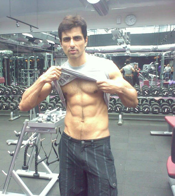 Hot Body Shirtless Indian Bollywood Model And Actor Sonu Sood