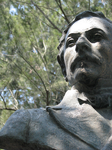 Orgullo Guatemalteco: Yo pienso en ti, José Batres Montútar (Poema)