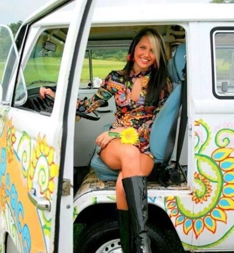 Volkswagen Maggiomodelli Sexy Girl E Dettagli Fotocolor Di Combi