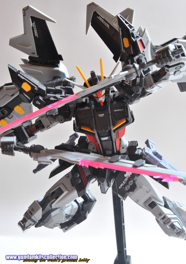 Gundam Strike Noir Mg