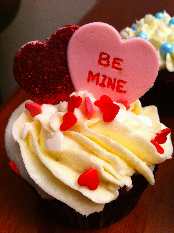 Love Dem Goodies: Valentine Cupcake Messages