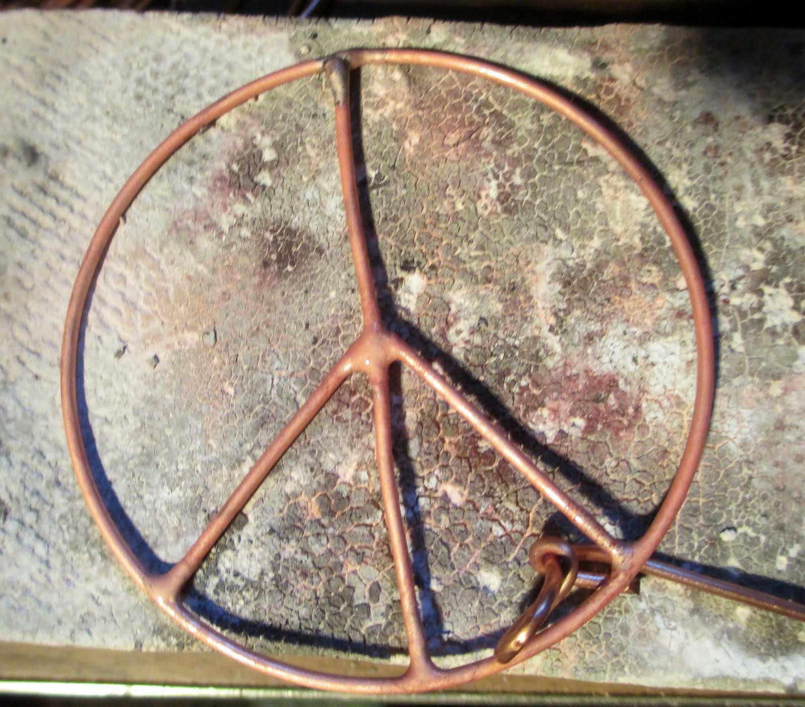 UP Beads: Copper Wire Peace Sign Tutorial by UP Beads