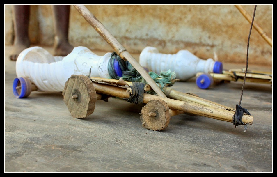 Bom Dia, Mozambique! : 50. The Galimoto