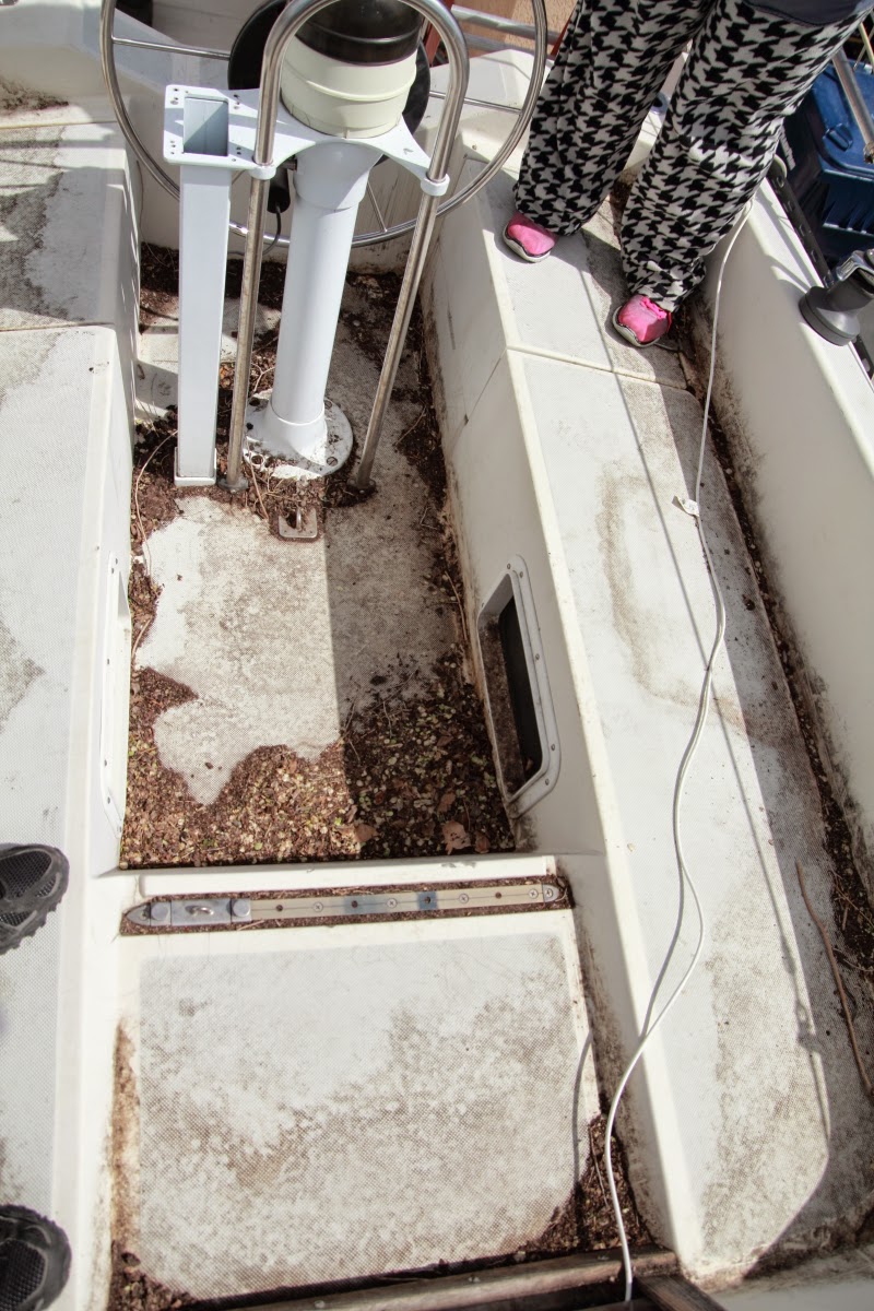 Our 1984 Lancer 25 motorsailer: 2015