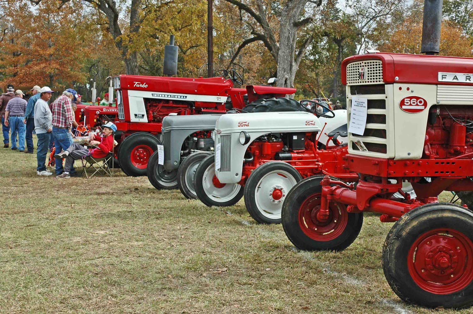 Selma, Ala. Daily Photo: Tractor Lineup