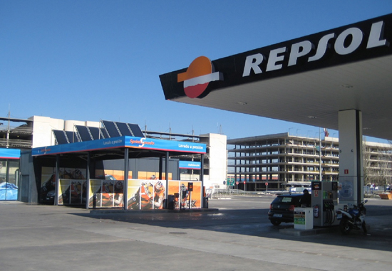 Roadside Retail: Repsol Solar Water Heating Car Wash