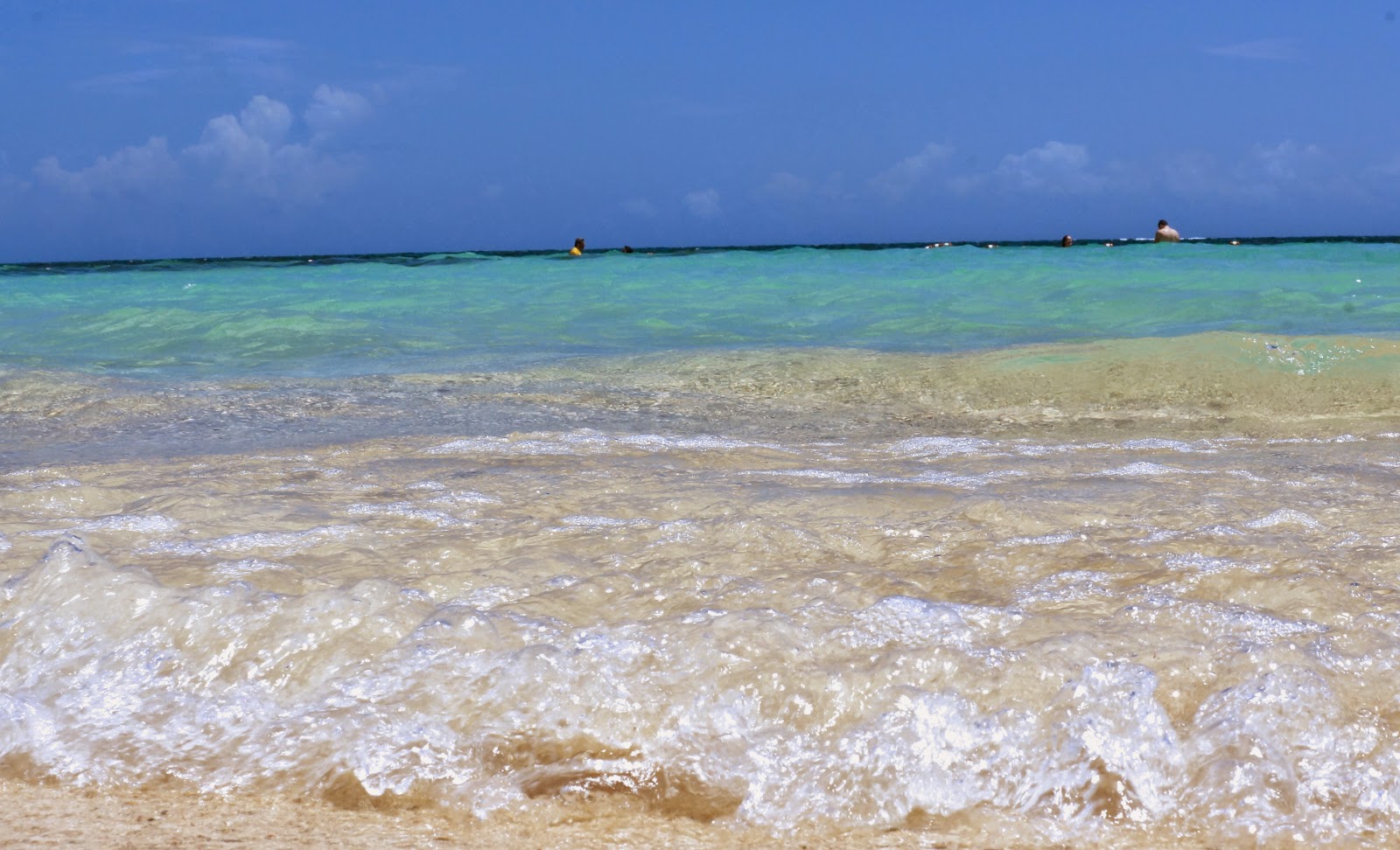 Emtalks: Montego Bay Jamaica: A Cheeky Beach Break