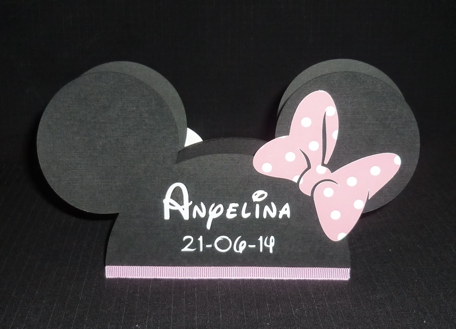 MinimandySign: Servilletero. Diseño: Minnie Mouse para Anyelina.