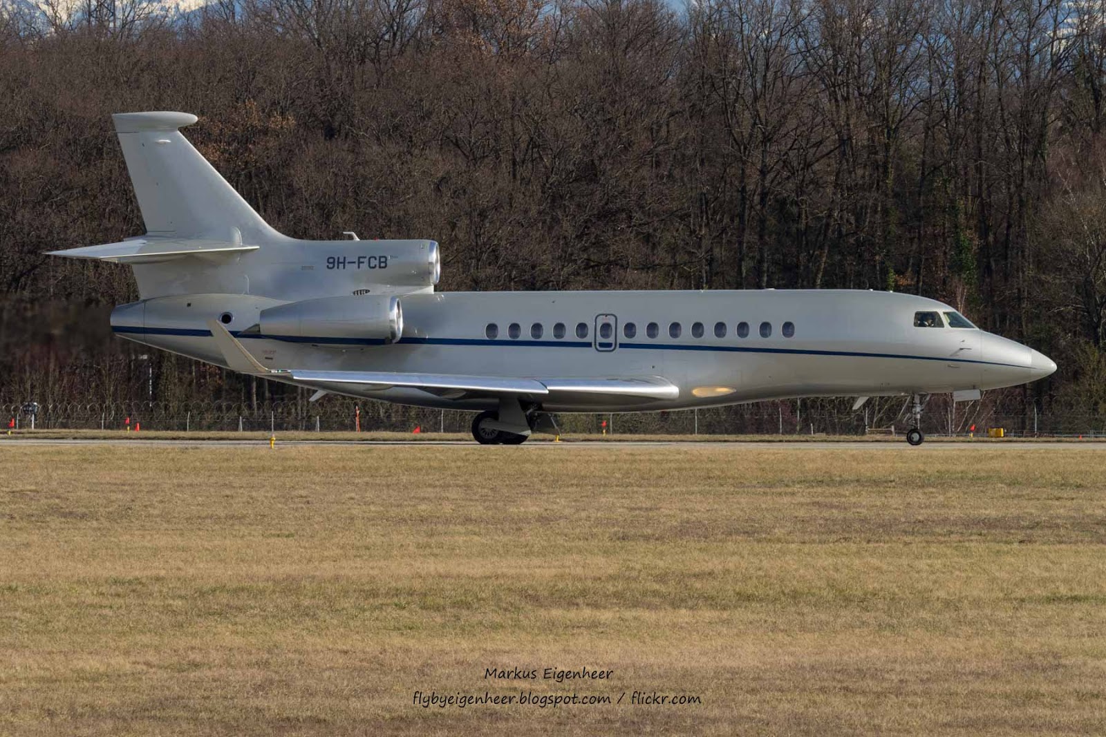 FLUGZEUGE Privatjets etc: 9H-FCB Dassault Falcon 7X FA7X c/n 34 > ULC