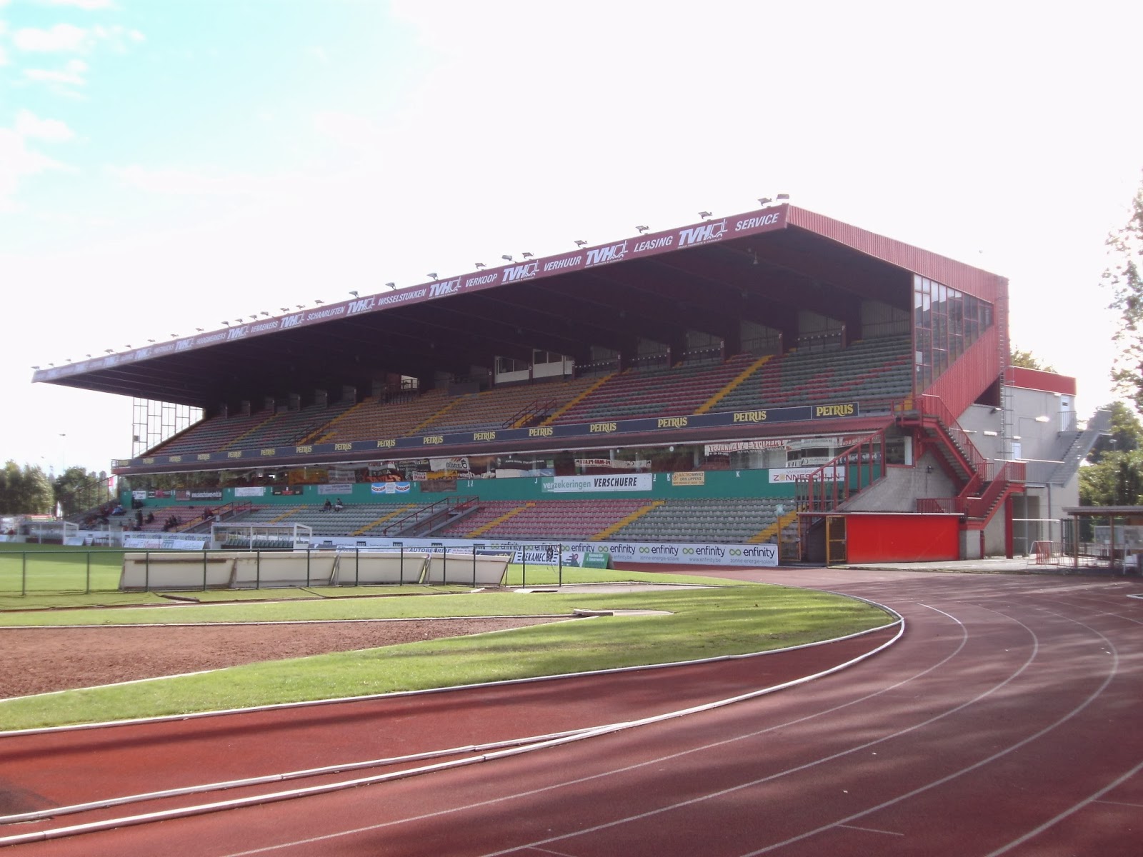 Extreme Football Tourism: BELGIUM: KSV Waregem (-2001) / SV Zulte ... Extreme Football Tourism: BELGIUM: KSV Waregem (-2001) / SV Zulte ...