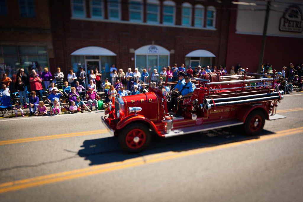 DC DISCOMBOBULATED: Grape Festival Parade...