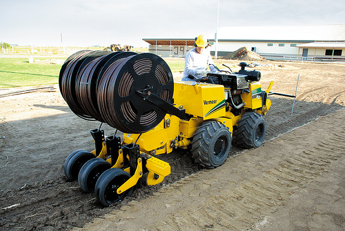 Install underground cable in Toronto. Underground wire installation ...