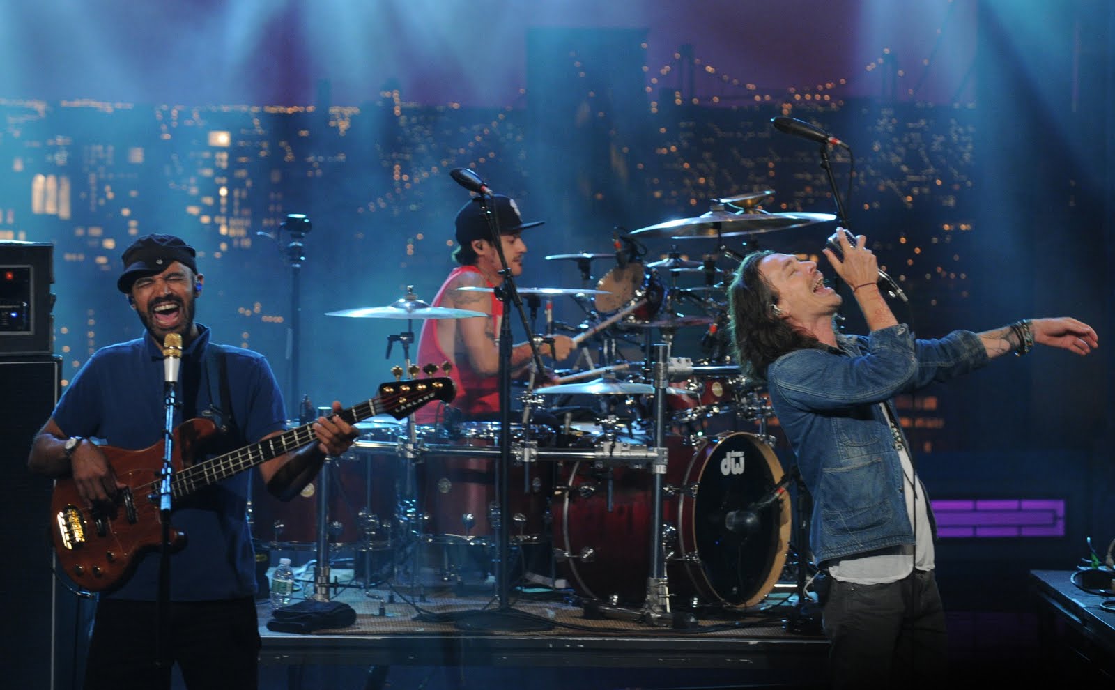 Officially A Yuppie: Live Review - Incubus @ Ed Sullivan Theater