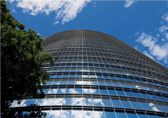 Infinity Tower - Pele de Vidro