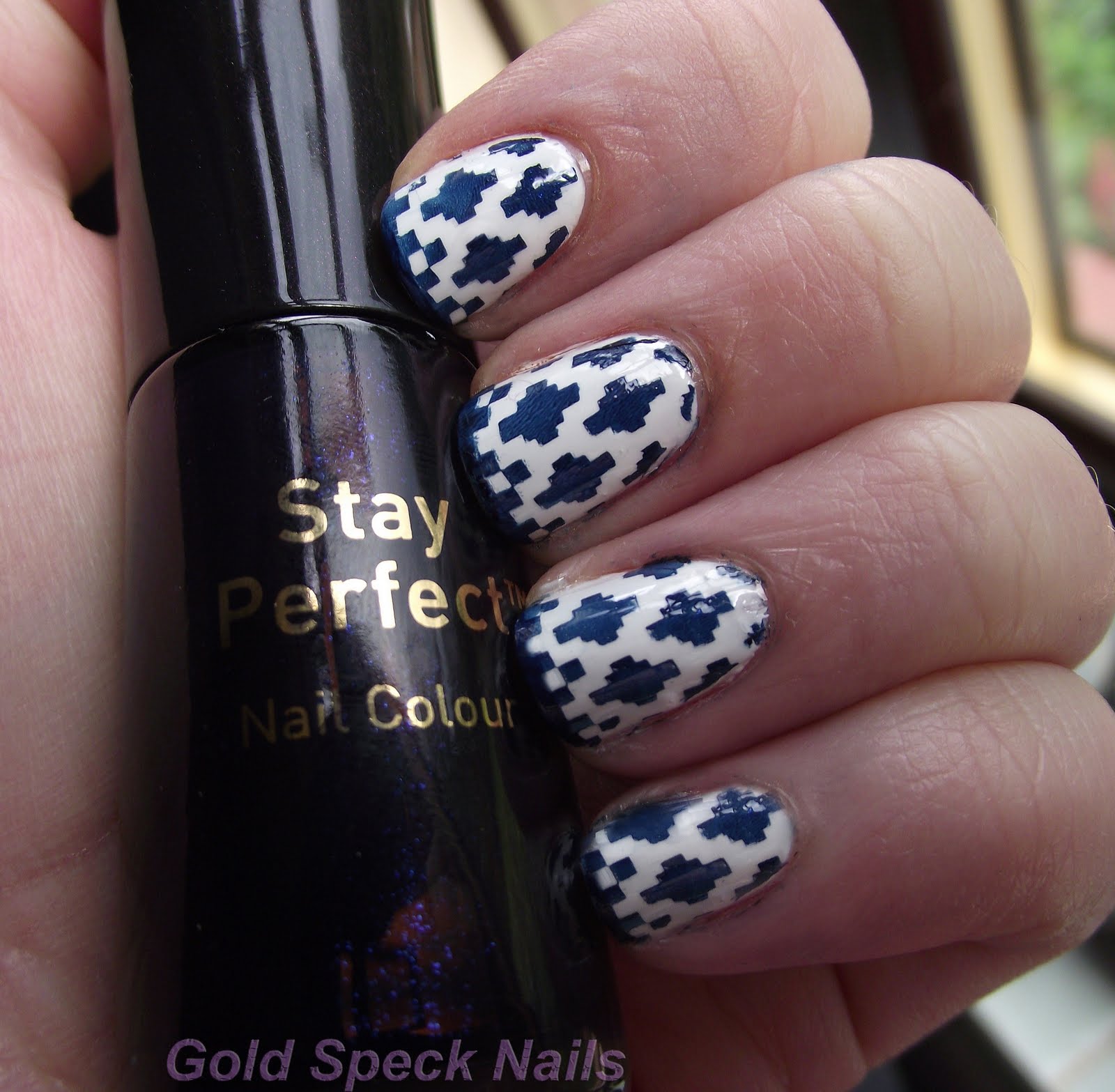 Gold Speck Nails: Pixel Nails