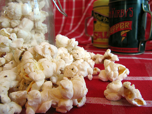 Home Skillet - Cooking Blog: Homemade Popcorn