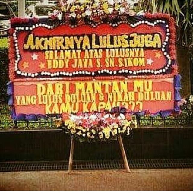 36 Meme Lucu Tentang Wisuda Yang Dinantikan Oleh Mahasiswa - Meme Kocak ...