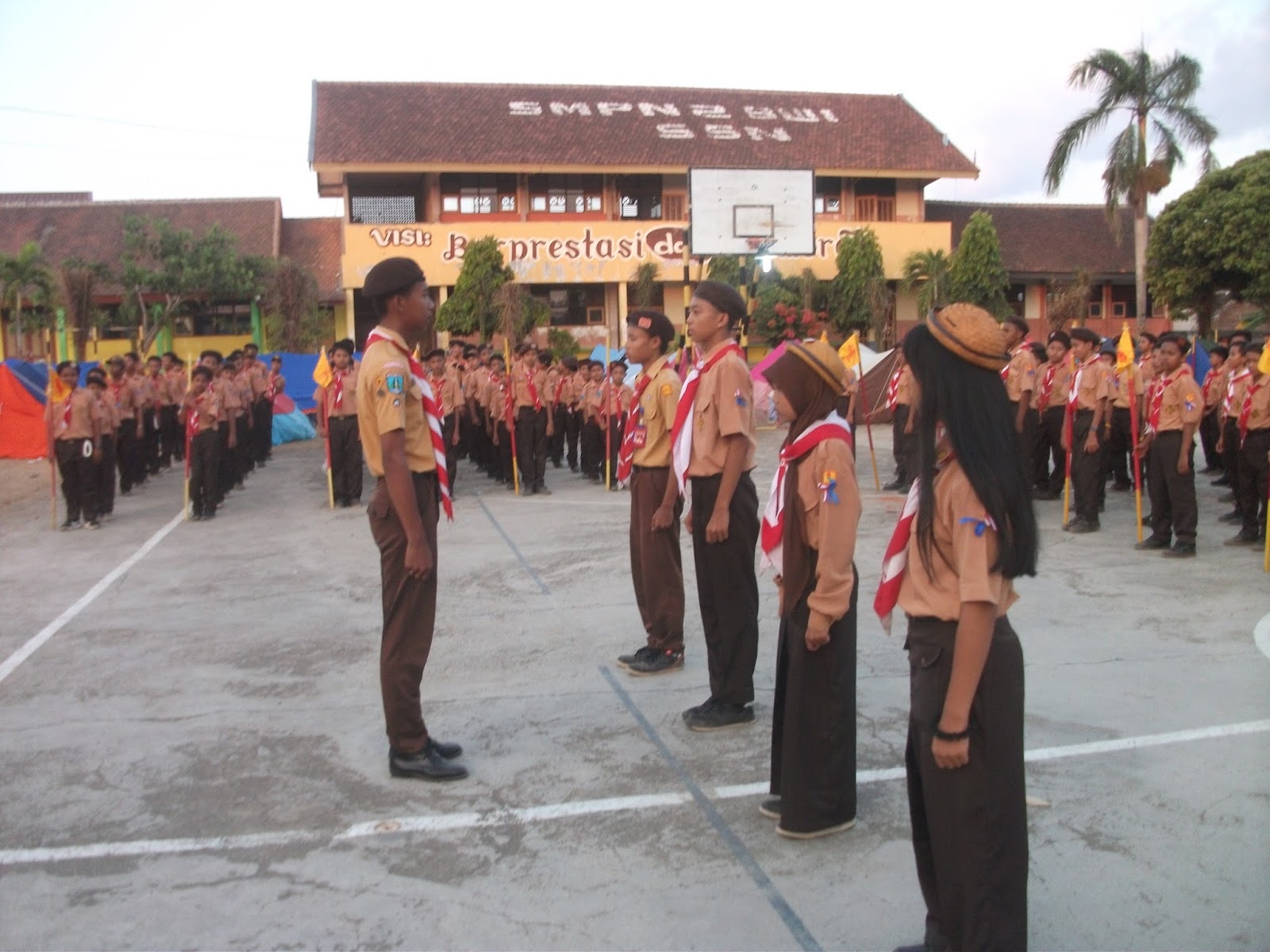 SMP 2 BANYUWANGI: PRAMUKA 2015