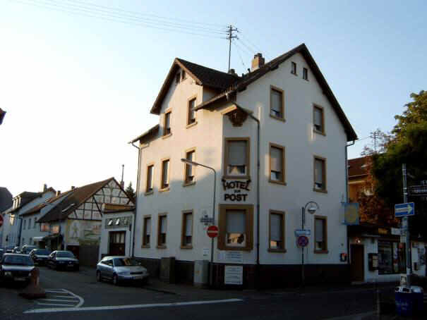 Frankfurt am Main Known as Frankfurt: Schwanheim District of Frankfurt