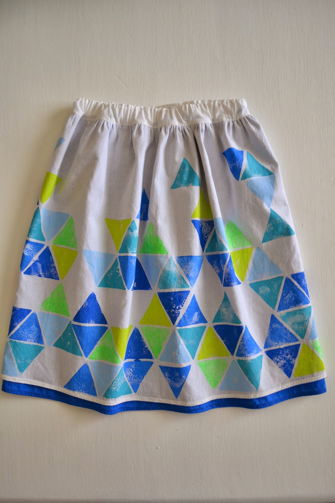 Tea Rose Home: Tutorial ~ Geometric Two Layered Skirt