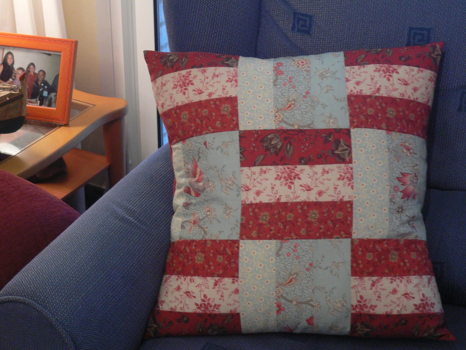 MI BAÚL DE LABORES: COJINES DE PATCHWORK...