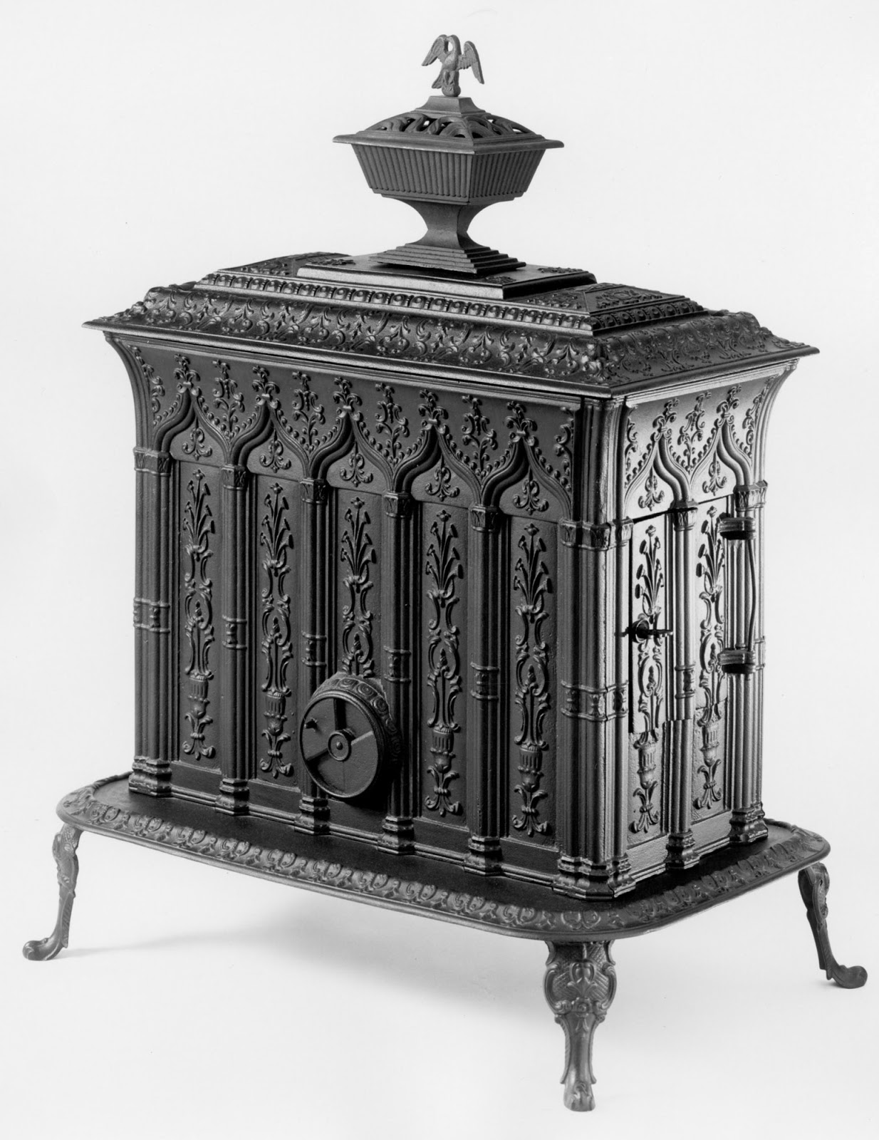 A Stove Less Ordinary: A Collection of Stoves from American Museums ...