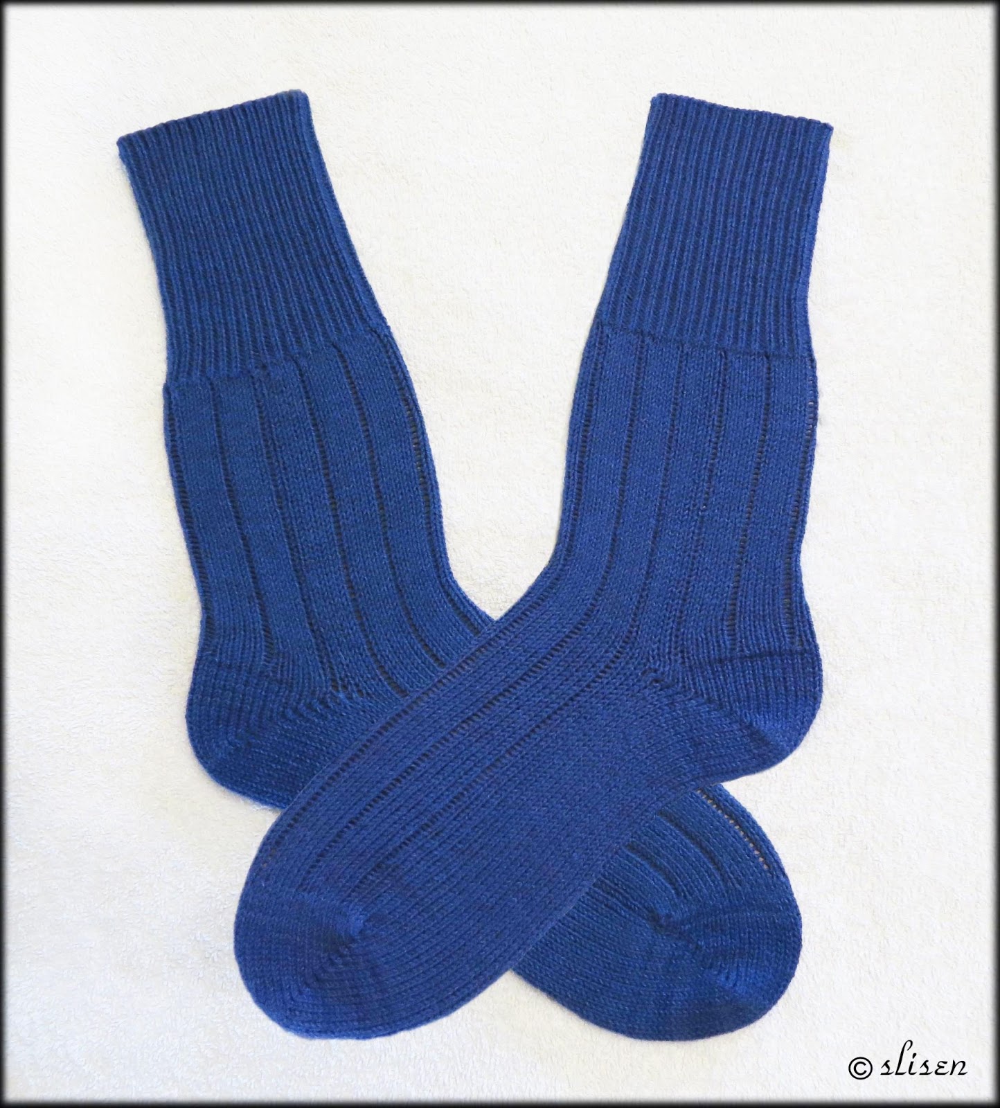 Slisen's Happy Place: Mock Ribbed Socks