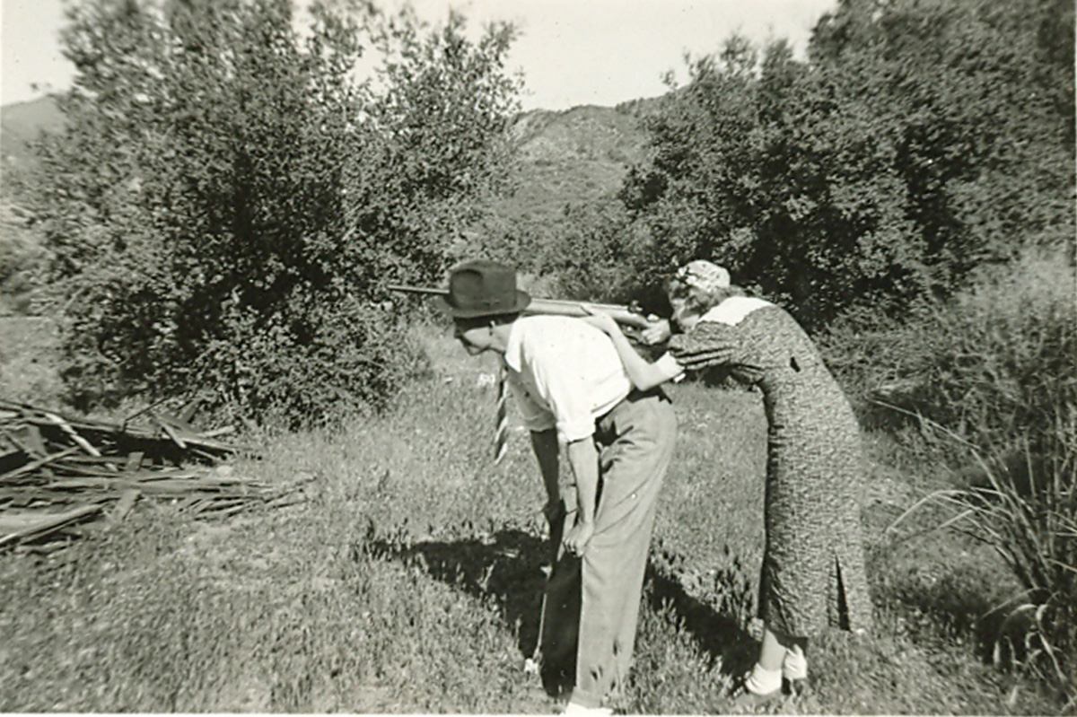 60 Fantastic Snapshots That Show People Were Funny Long Before The ...