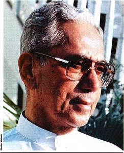 Collective Blog: Hamza Alavi can lead you out of crisis