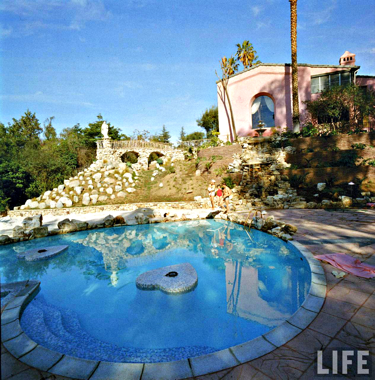 Enchanted Revelries: A Pink Palace for Beverly's Pink Saturday ...