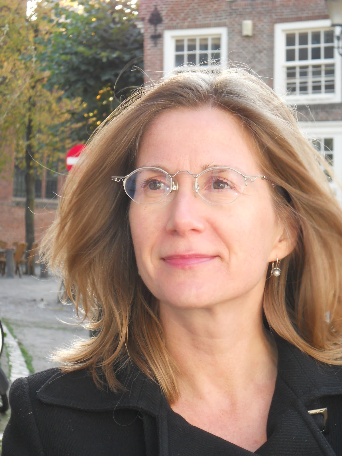 More ladies behind crystal veil: oktober 2011