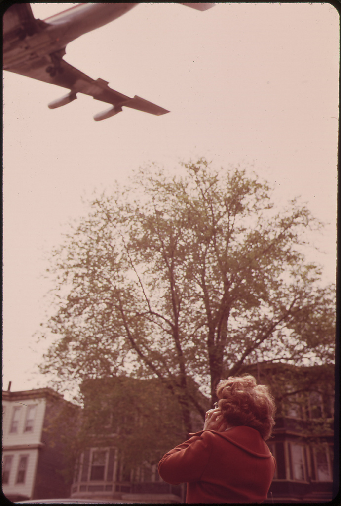 Amazing Vintage Photographs Capture Airplanes Landing at the Logan ...