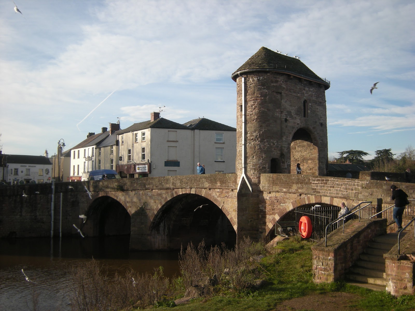 Ubique: Monnow Bridge, Monmouth