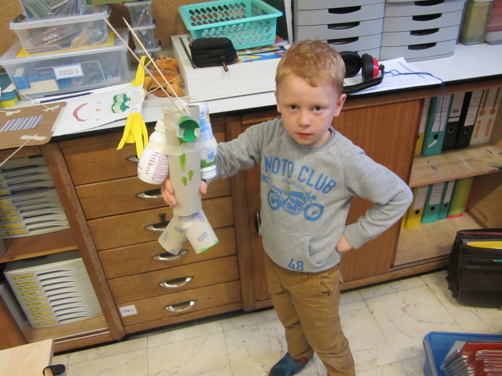 De Beverkrant (1B): Ruimtewezen knutselen