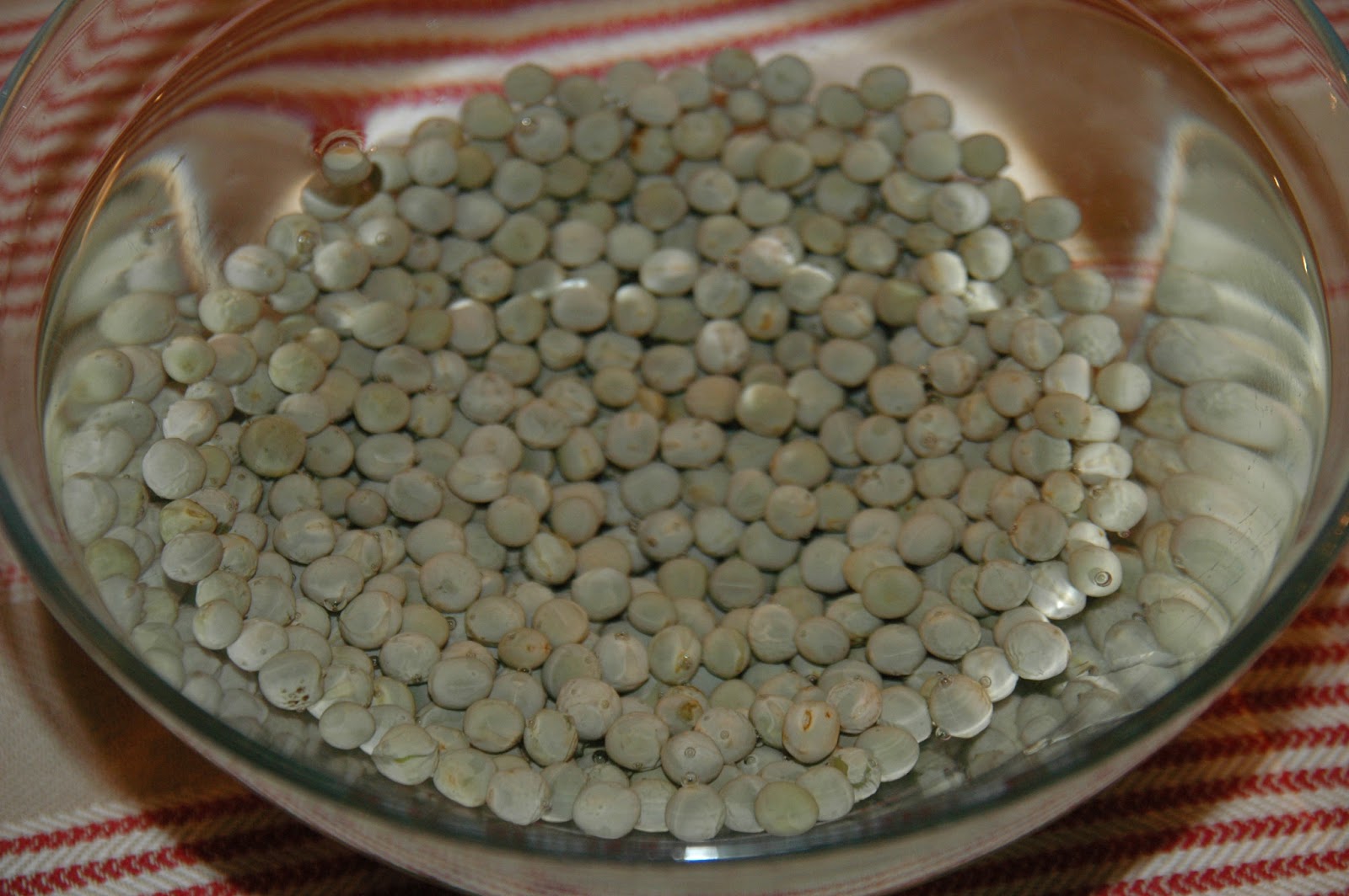 ganske enkelt: Kjøttkaker og grønn ertestuing