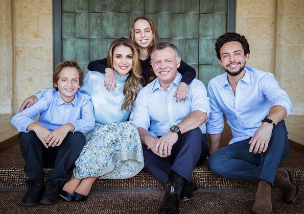 Queen Rania of Jordan released a new family photo