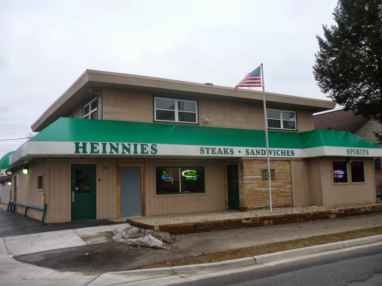 Smokin' Chokin' and Chowing with the King: Return to Amish Indiana