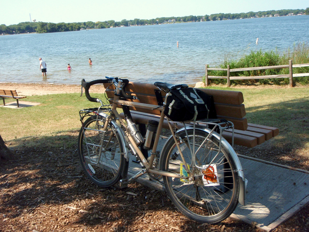 - Snak Shak -: Lake Minnetonka LRT Trail and Reflections on the LHT