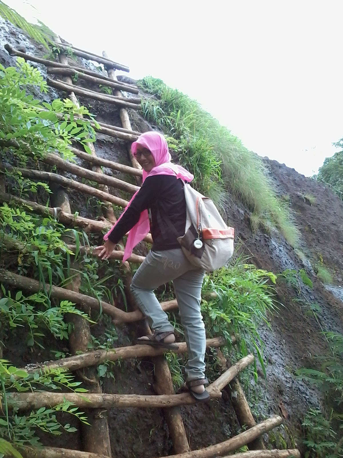 Pena Menari: Gunung Api Purba dan Embung Nglanggeran di Patuk, GunungKidul